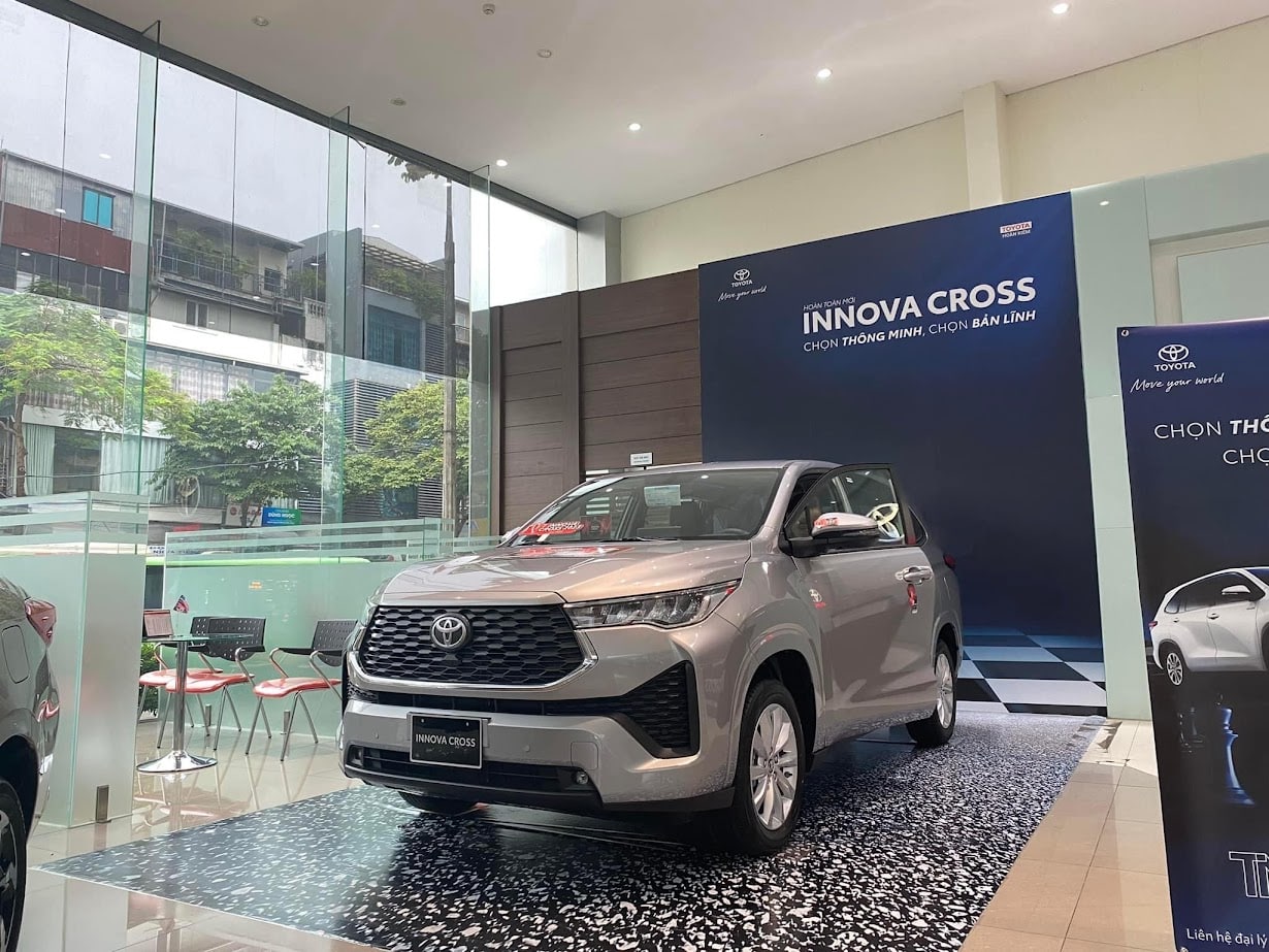 INNOVA CROSS - Toyota Bình Dương