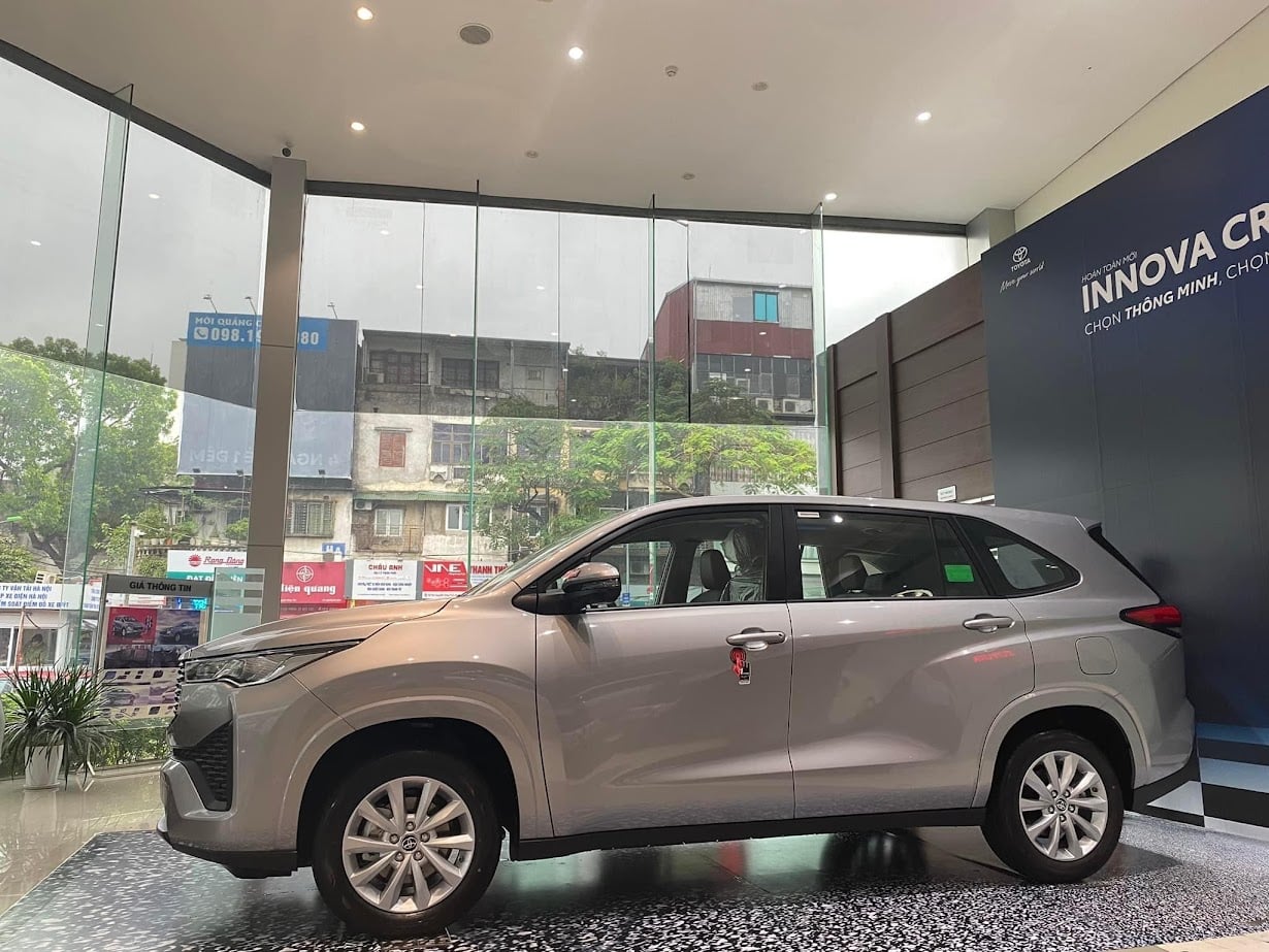 INNOVA CROSS - Toyota Thuận An